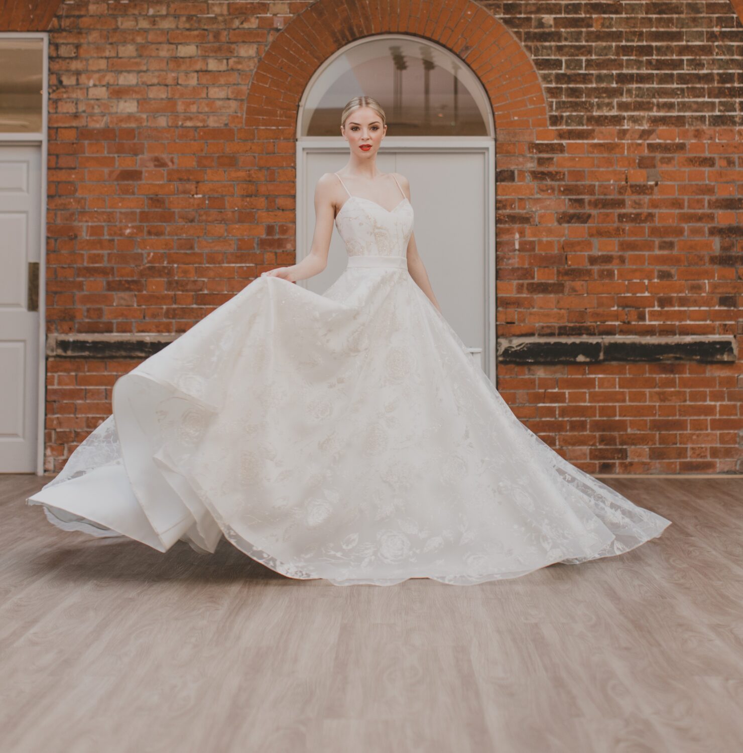 Romantic - Beautiful Bridal Gowns